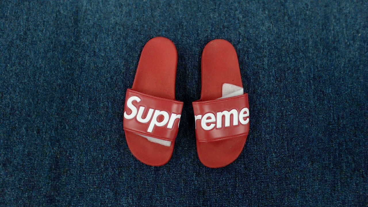 [QC] These Supreme Slides (Superbuy Warehouse Pics) : r/FashionReps